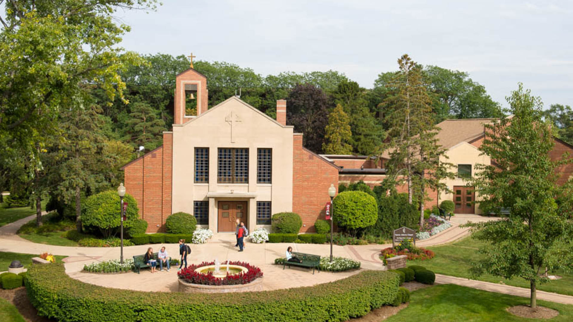 FlyersUnite - Lewis University - Alumni & Friends